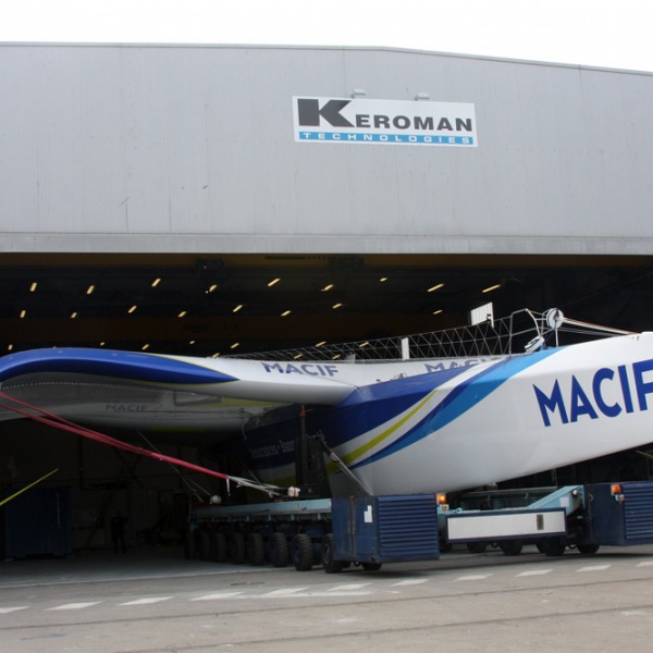 Construction de bateaux et pièces industrielles en composites